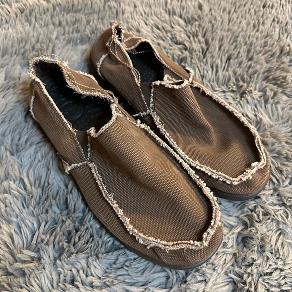 CROCS | Shoes | Crocs Mens Santa Cruz Slip On Casual Shoes Canvas ...